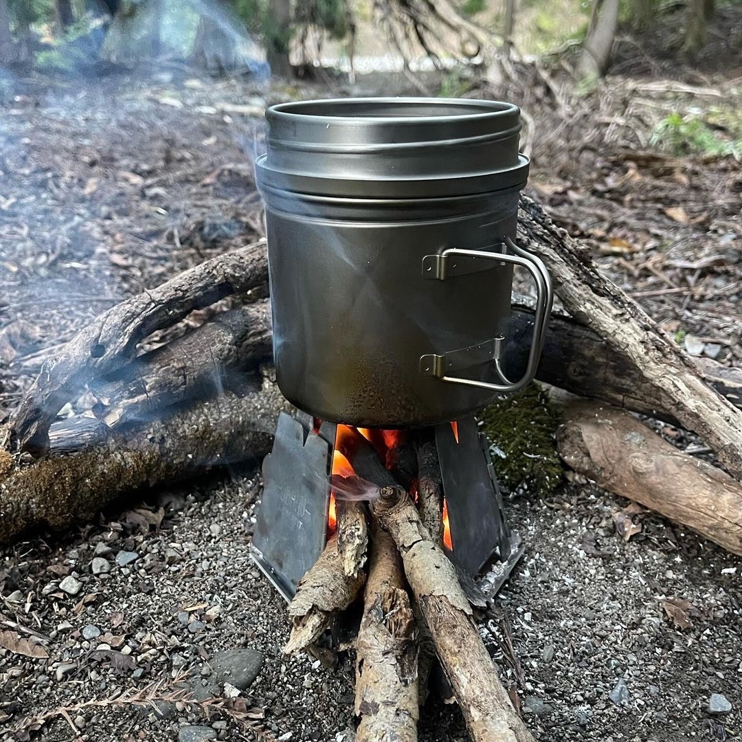 Hexagon Wood Stove | Backpacking | Stainless Steel & Titanium – VARGO